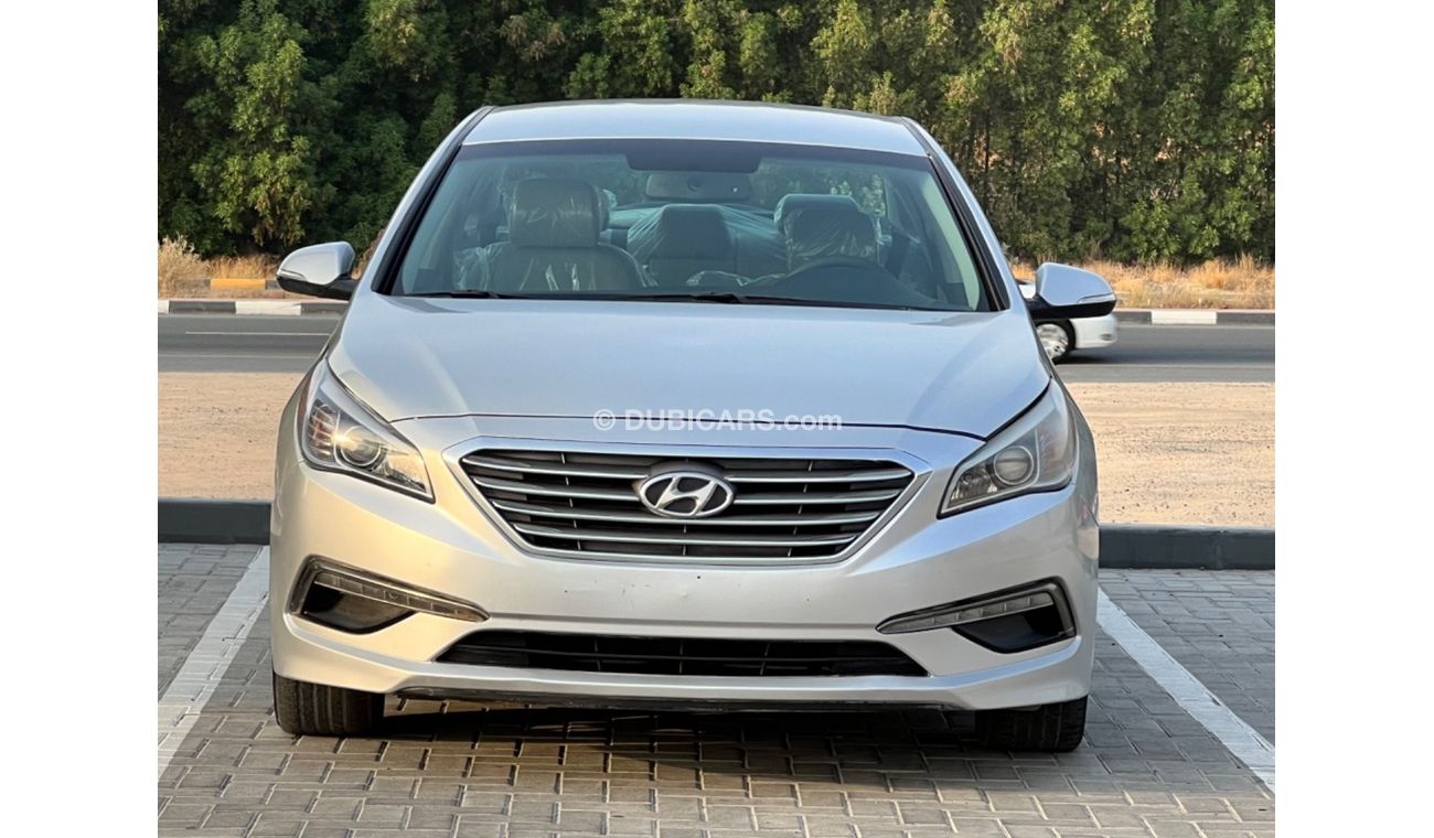 Used Hyundai Sonata GL Top 2015 for sale in Sharjah - 638348