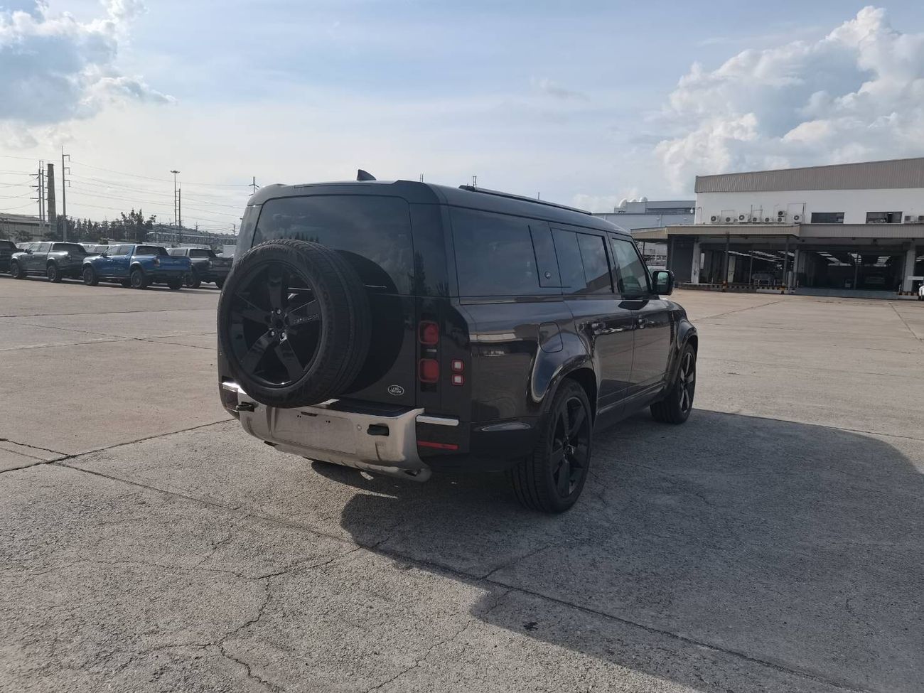 New Land Rover Defender S 130 P400 LWB 2023 0KM 2023 for sale in Dubai ...