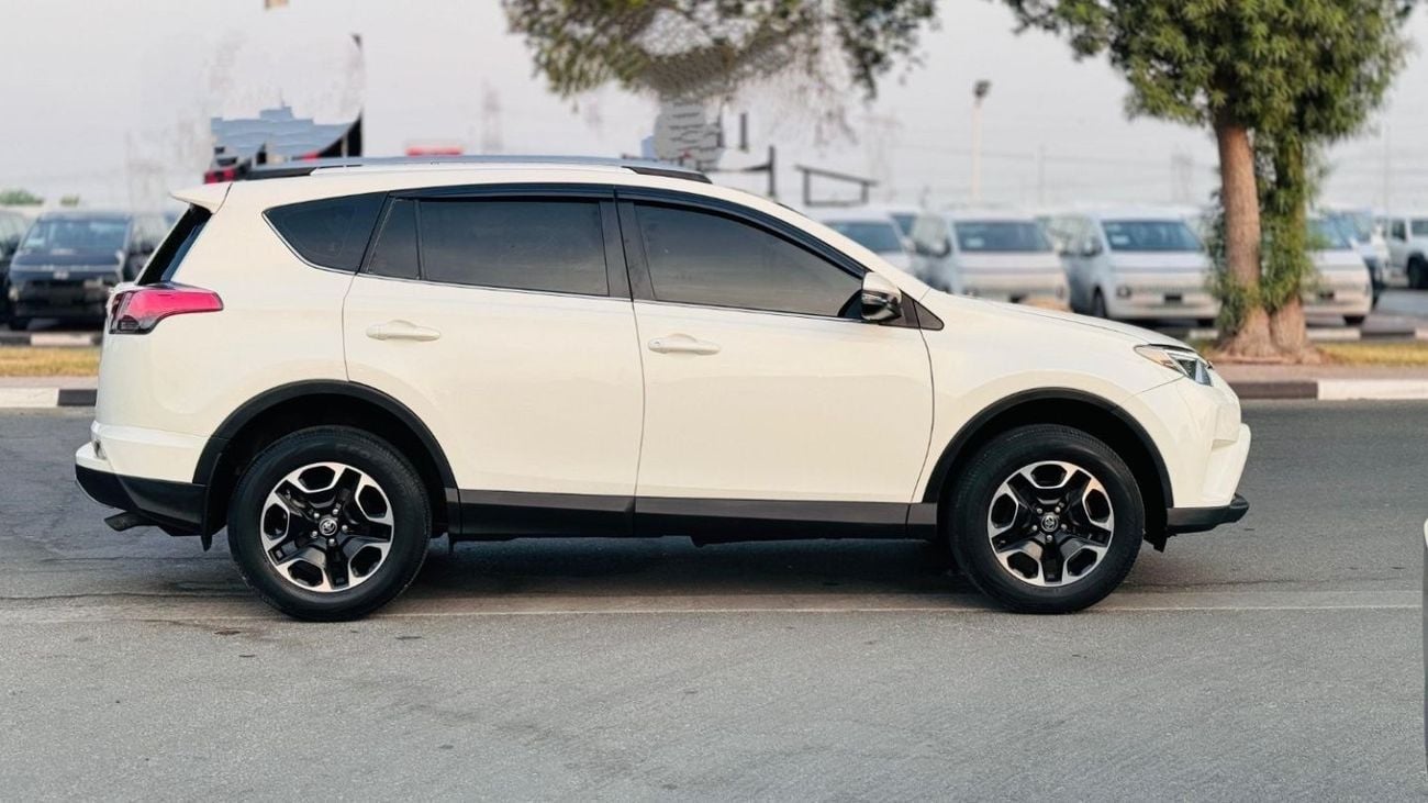 Used Toyota RAV4 PREMIUM WHITE LEATHER SEATS | 2.0L PETROL ENGINE ...