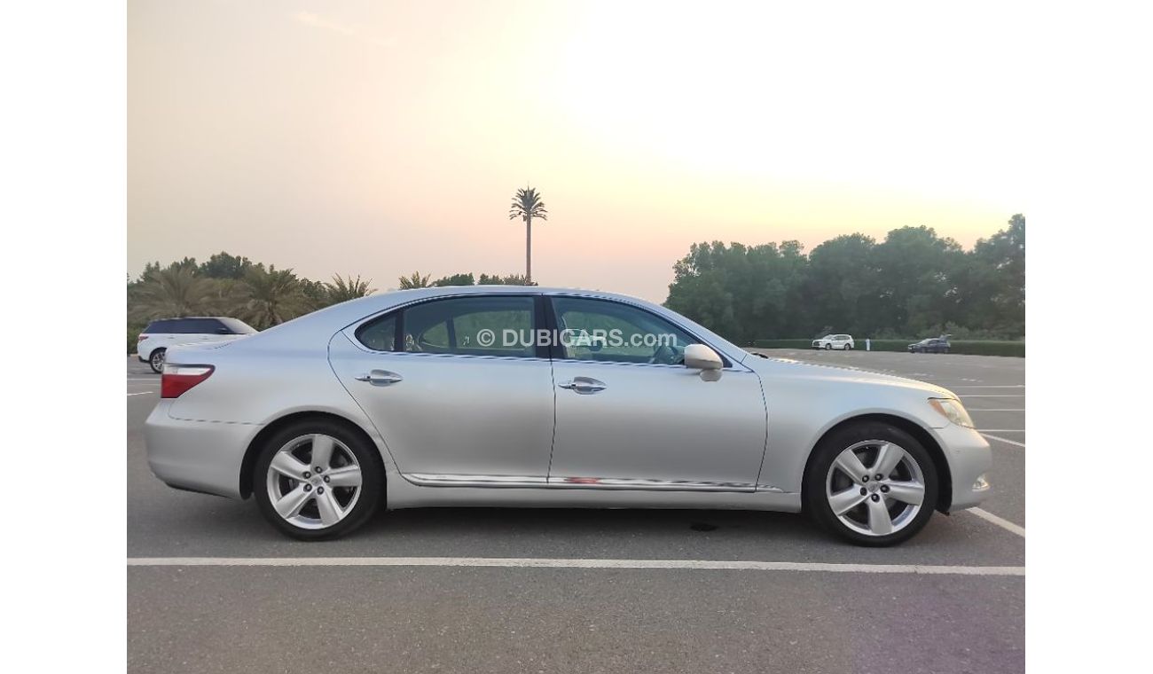 Used Lexus LS460 2008 2008 for sale in Sharjah - 665616