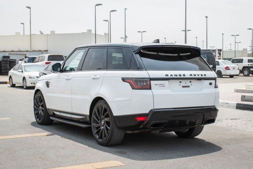 Used Land Rover Range Rover Sport 2019 for sale in Sharjah - 764428