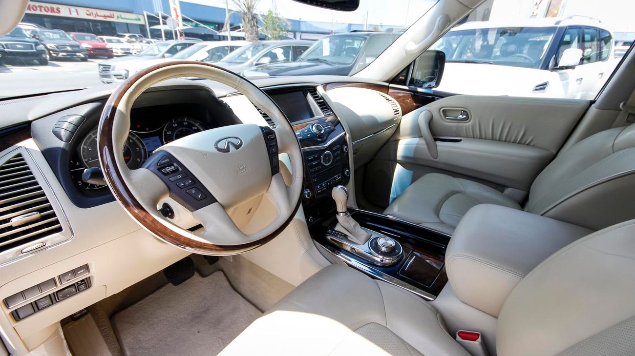Used Infiniti QX56 2013 for sale in Dubai - 4199