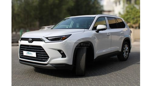 Toyota Grand Highlander Price in UAE, Images, Specs & Features