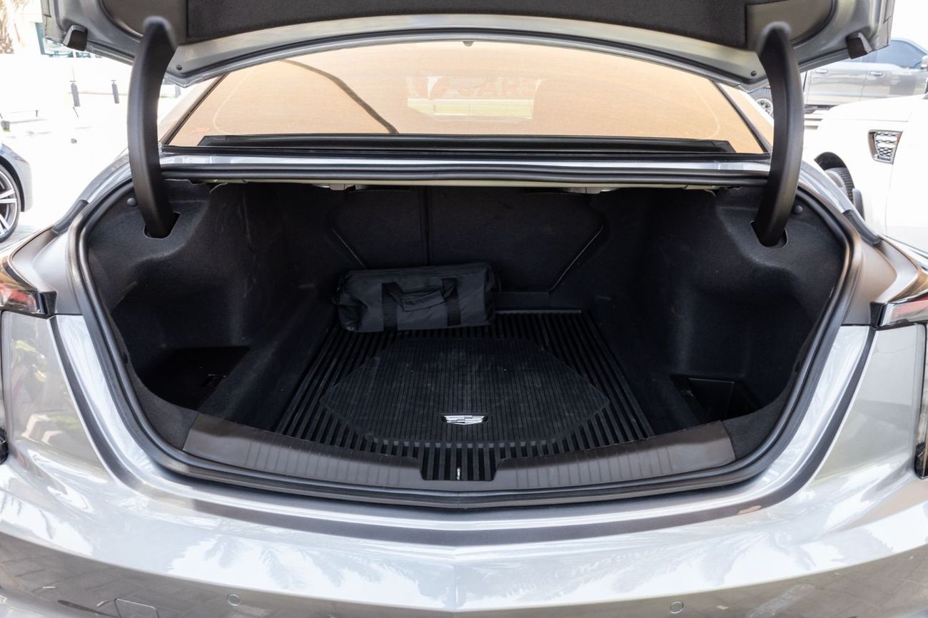 Used Cadillac CT5 V 3.0T 2022 for sale in Dubai - 871907