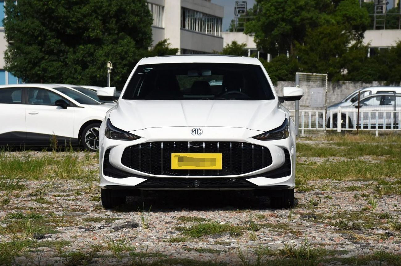 جديدة أم جي MG5 MG5 2025 1.5L 129HP L4 Global Luxury Edition 2025 للبيع في دبي - 854455