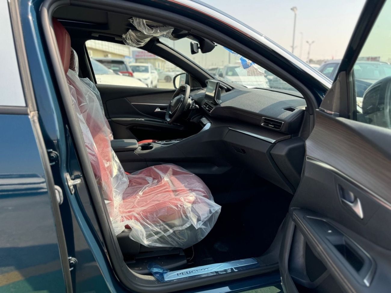 جديدة بيجو 3008 PEUGEOT - 3008 - 1.6T - GT (2025 MODEL) GCC SPECS 2025 للبيع في دبي - 801947