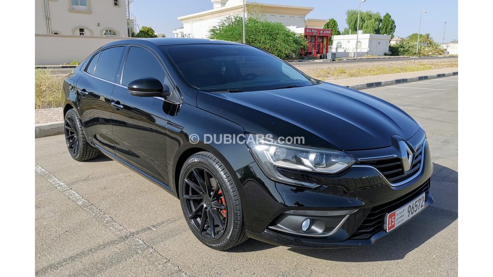 Renault Megane for sale: AED 35,000. Black, 2017