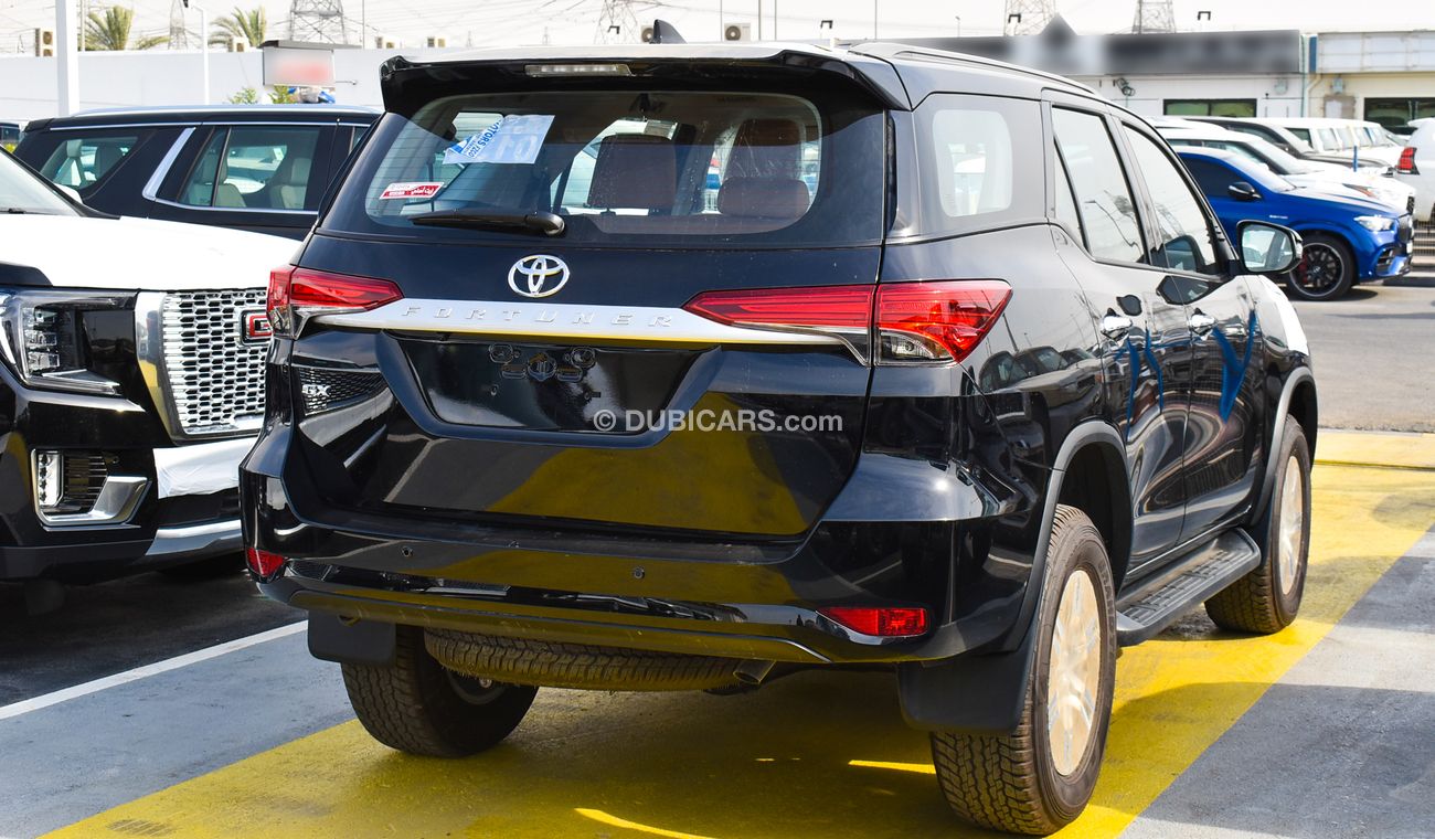 New Toyota Fortuner GX 2.7L Petrol 2023 for sale in Dubai - 622073