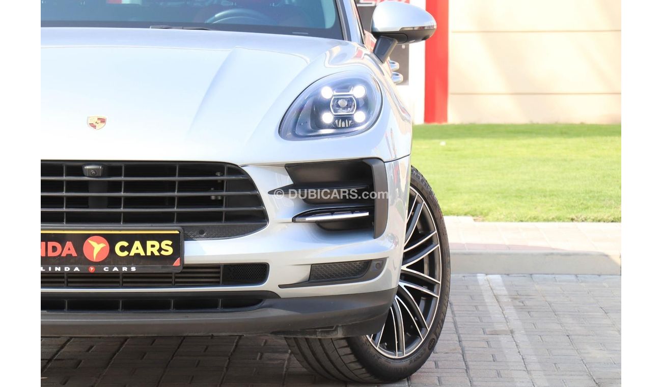 Used Porsche Macan 95B 2019 for sale in Dubai - 575312