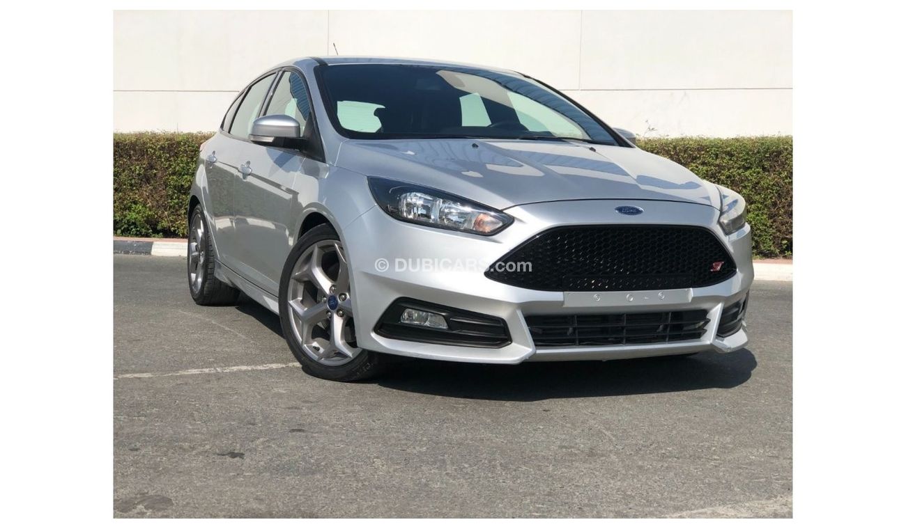 Used Ford Focus ST FOCUS FULL OPTION 2016 AED 924 / month EXCELLENT ...