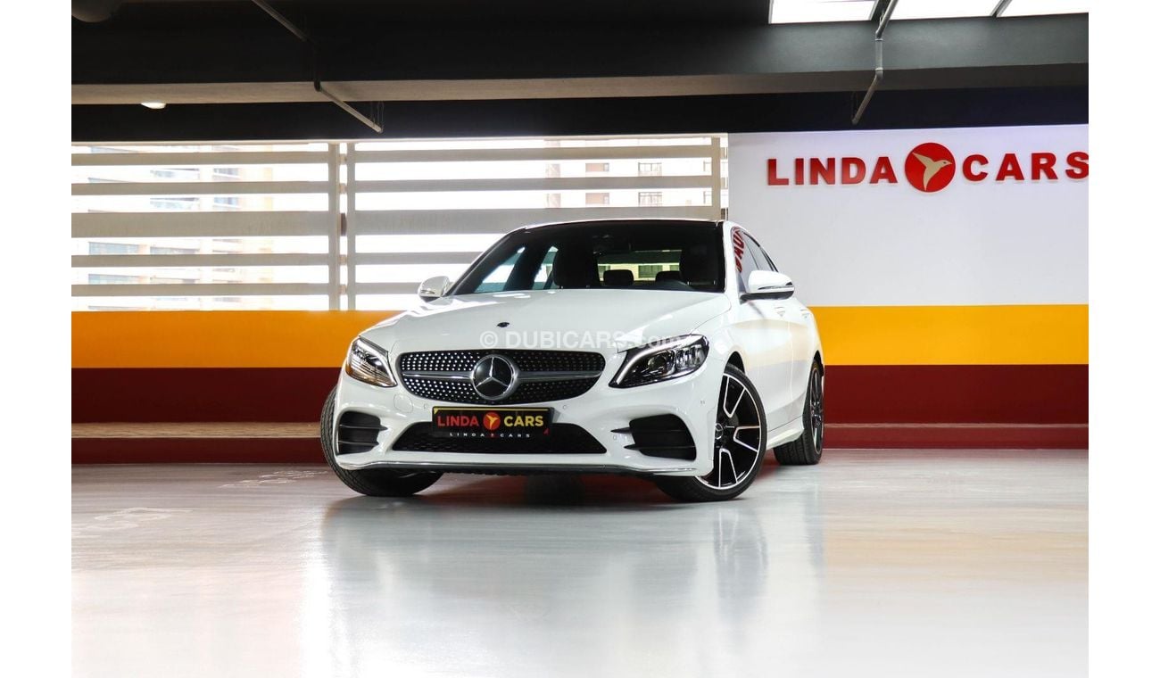 Used Mercedes Benz C200 W205 2020 for sale in Dubai - 537460