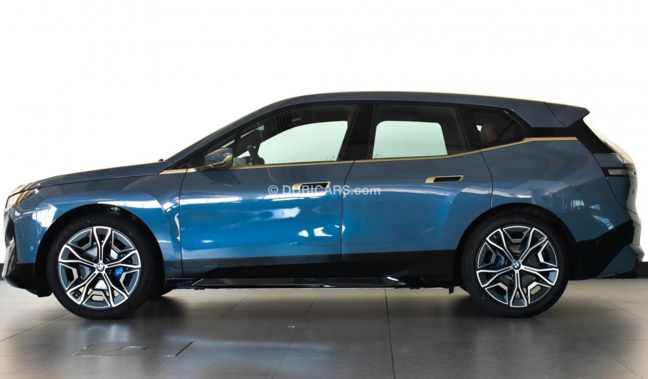 Used BMW iX XDrive 40 2023 for sale in Abu Dhabi - 605500