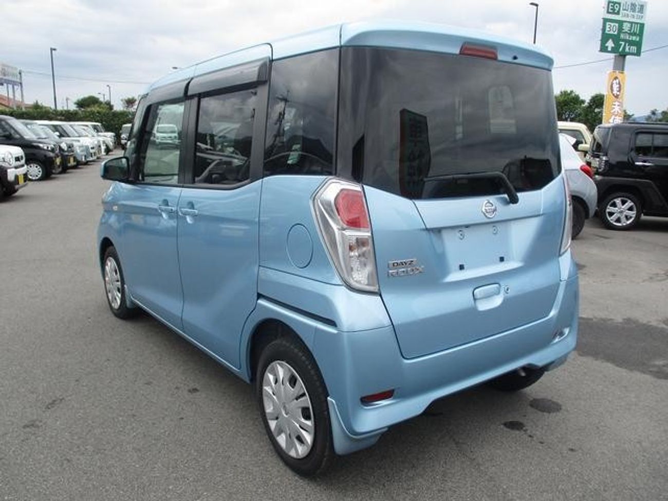 Used Nissan Z B21A 2018 for sale in Japan - 680791