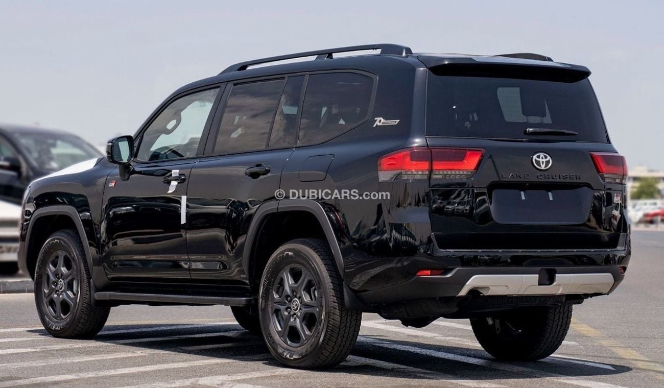 New GR-S TOYOTA LAND CRUISER LC300 GR SPORT 3.3 DIESEL 2023 2022 for sale in Dubai - 616277
