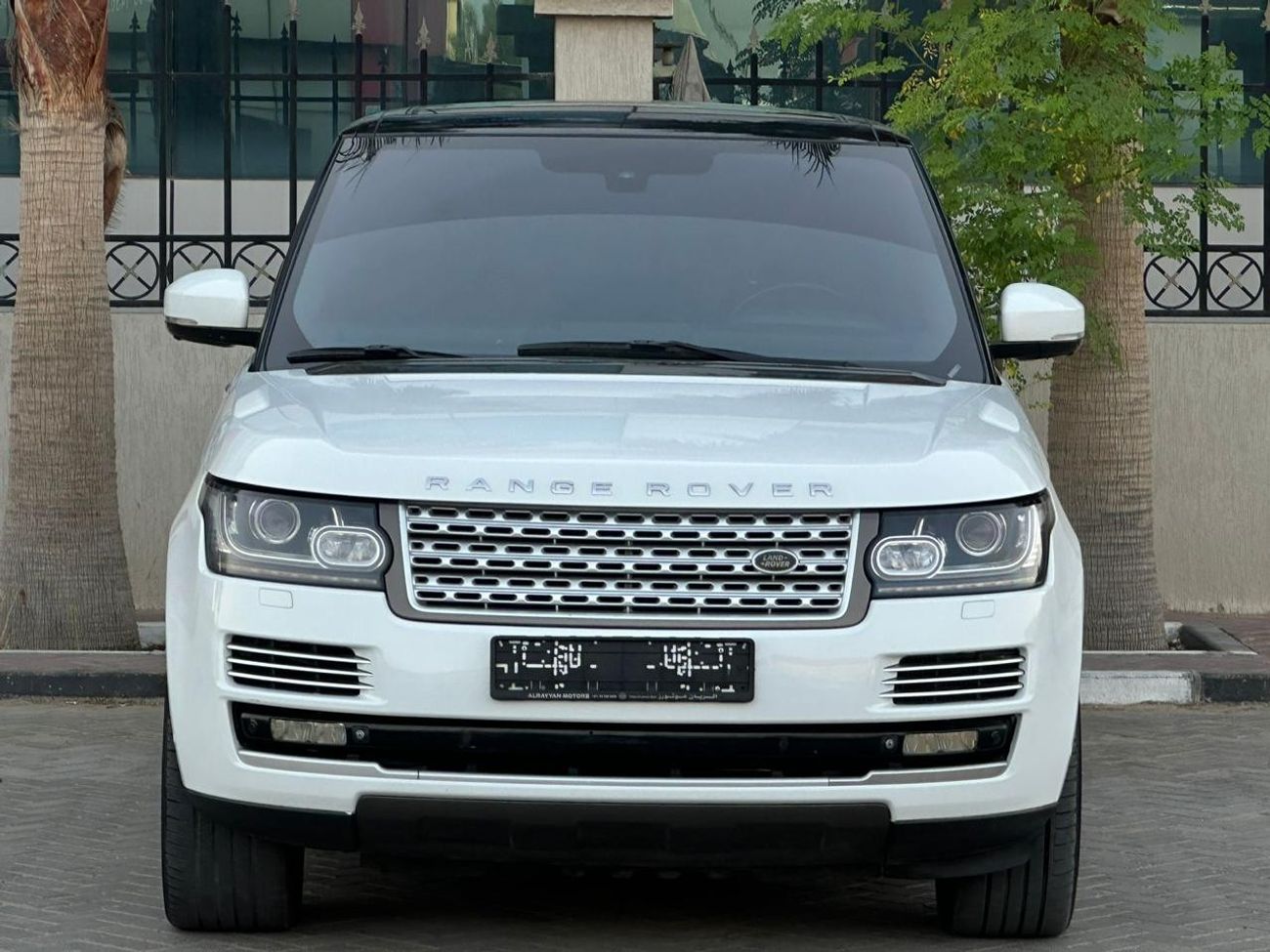 Used Land Rover Range Rover Autobiography 2014 for sale in Dubai - 741163