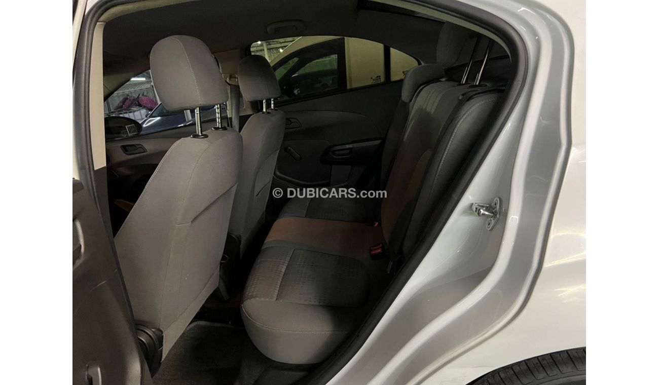 Used Chevrolet Sonic 2008 for sale in Dubai - 602602