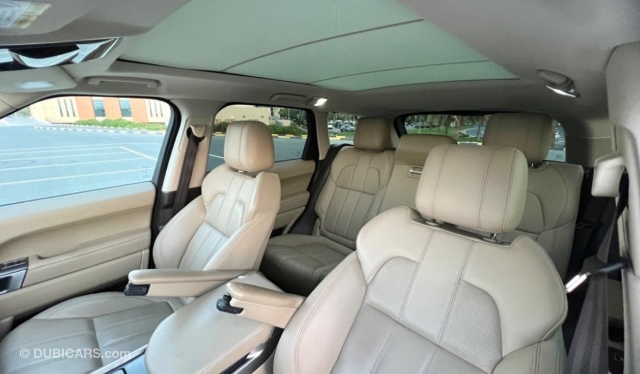 Used Land Rover Range Rover Sport 3.0L V6 2016 for sale in Sharjah - 691673