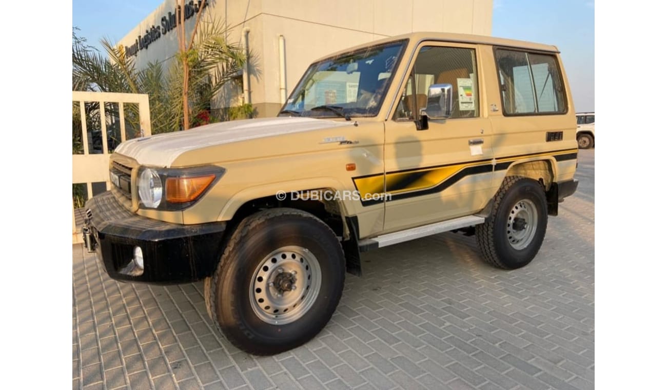 New TOYOTA LAND CRUISER HARD TOP LC71 4.0L M/T 2022 2022 for sale in Dubai - 608384