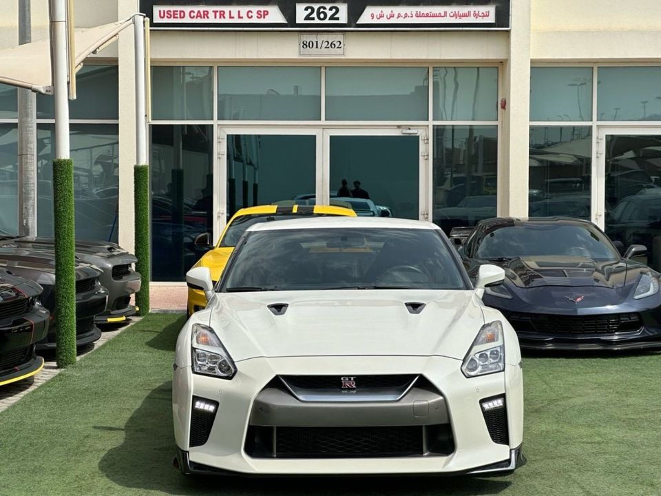 Used Nissan GTR Premium 3.8L (4 Seater) 2017 for sale in Dubai - 831525