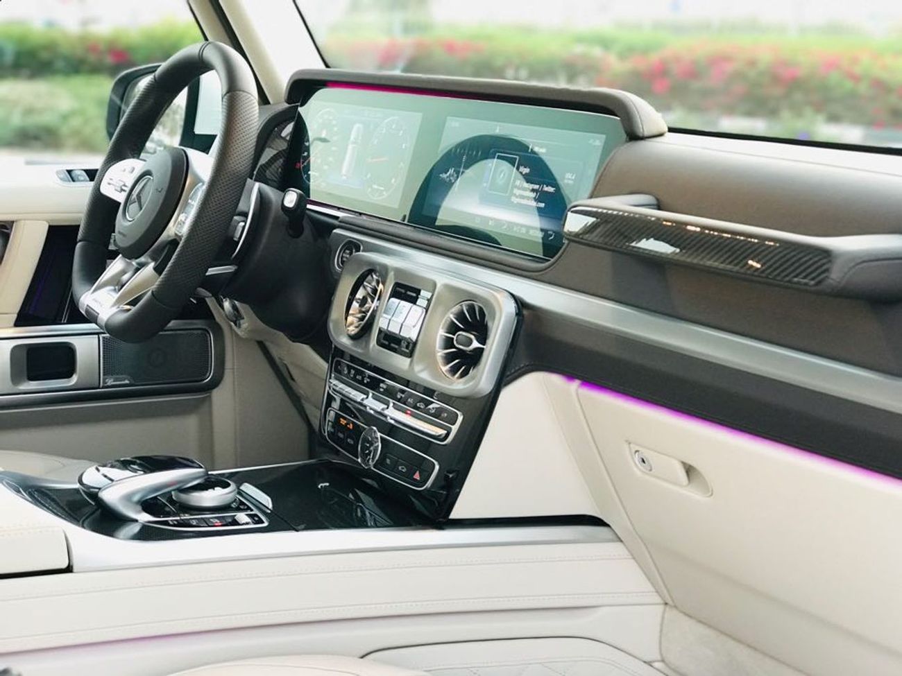 New Mercedes-Benz G 63 AMG White White 2020 for sale in Dubai - 313415