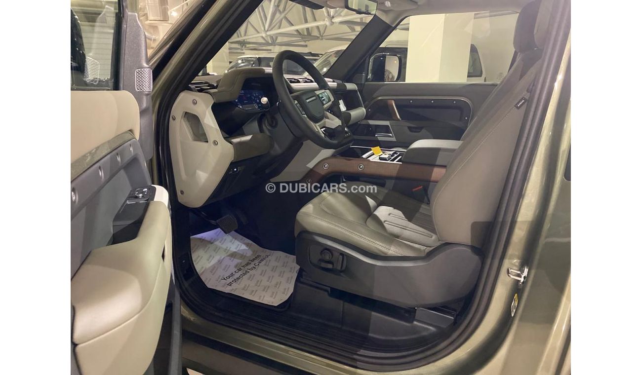 New Land Rover Defender P90 2021 for sale in Dubai - 434409