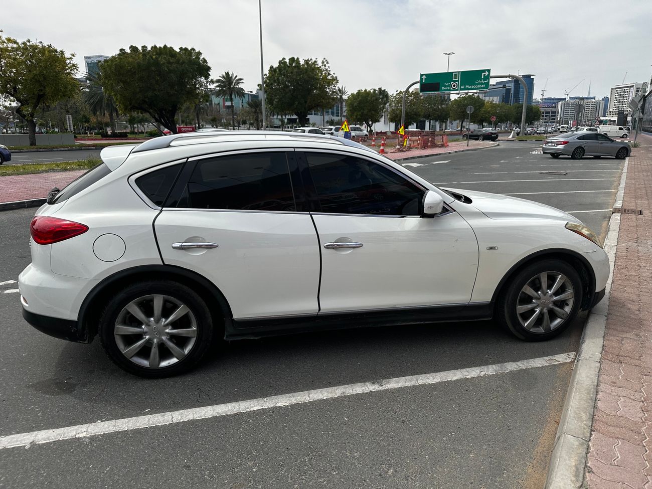 Used Infiniti EX35 2008 for sale in Sharjah - 737430