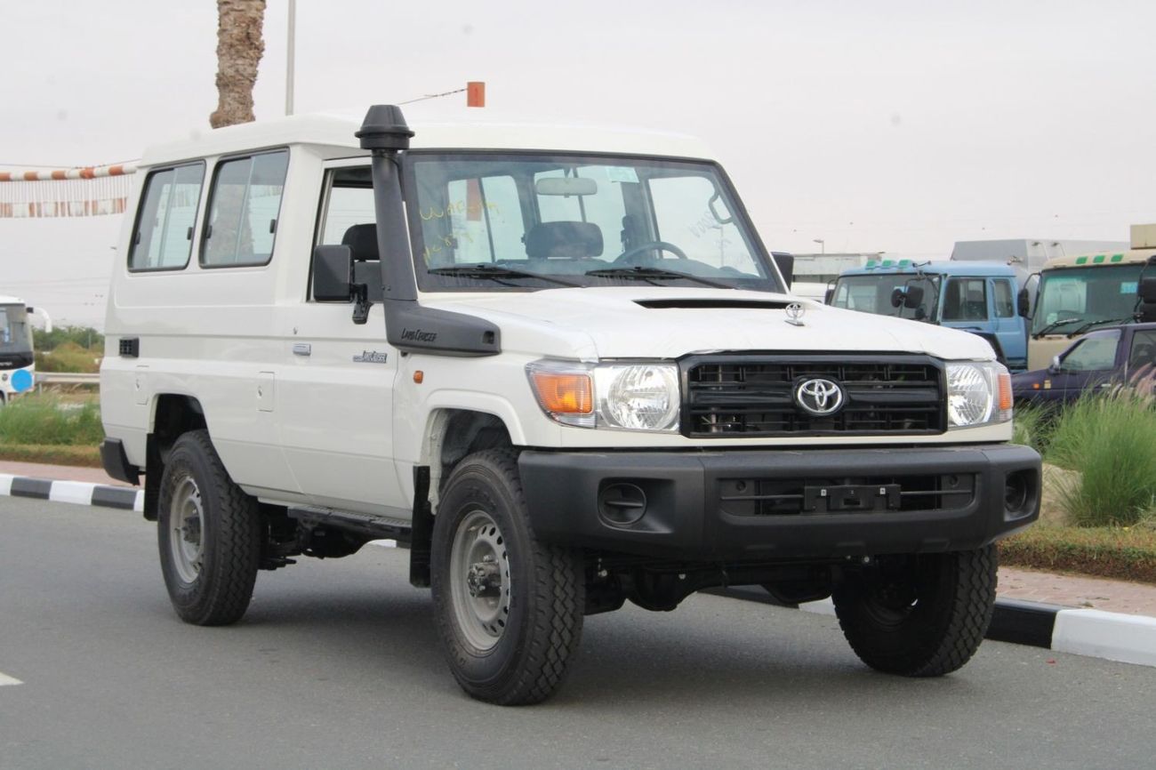 New Toyota Land Cruiser 70 TOYOTA LANDCRUISER 78 4.5L V8 DIESEL 9 SEATER TROOP CARRIER MANUAL ...