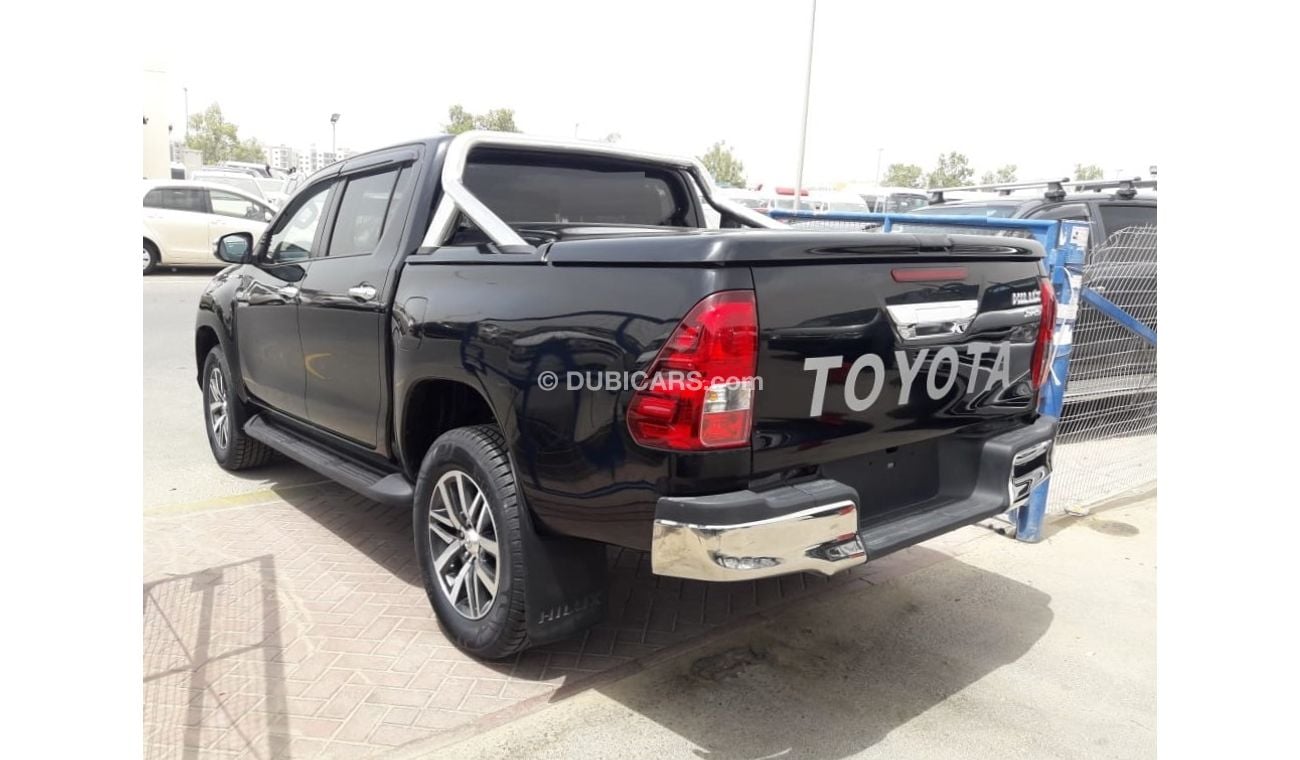 Used Toyota Hilux Double cabin pickup 2015 for sale in Dubai - 237449