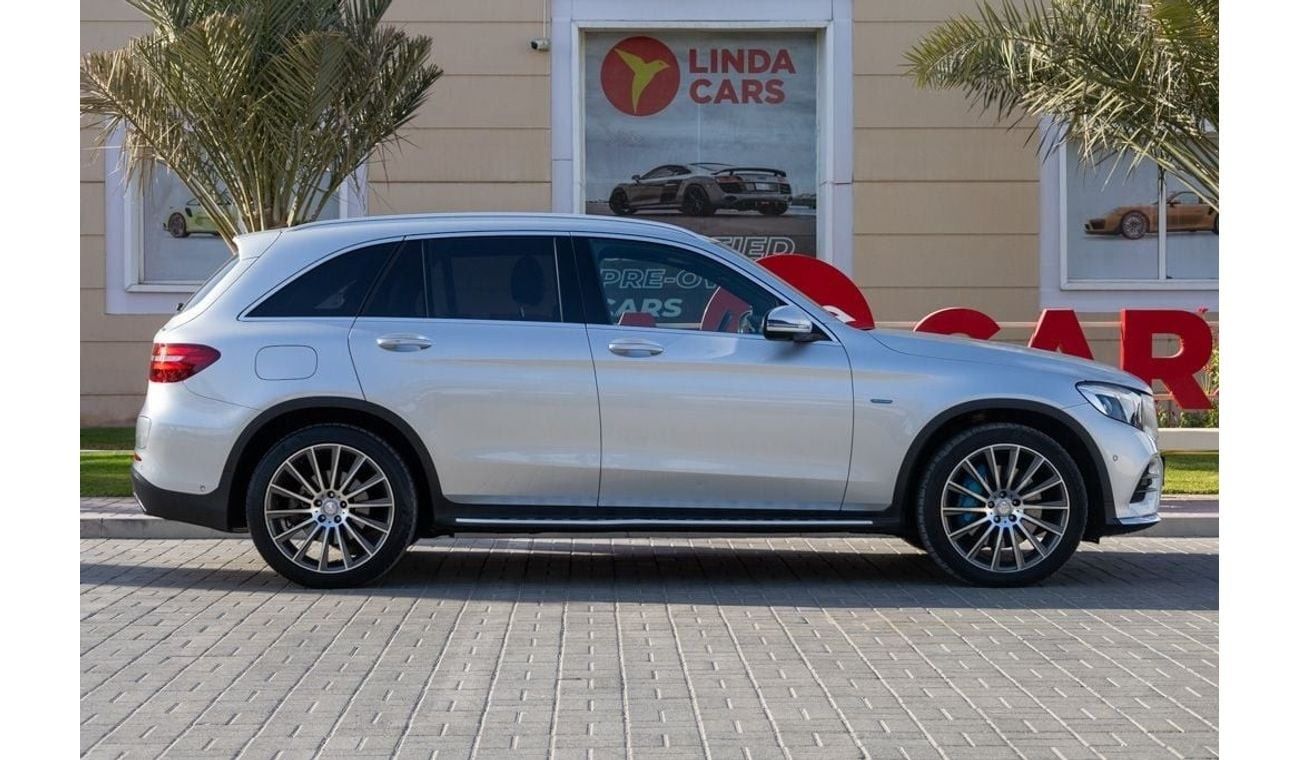 Used Mercedes-Benz GLC 350 GLC350e 2017 for sale in Dubai - 820012