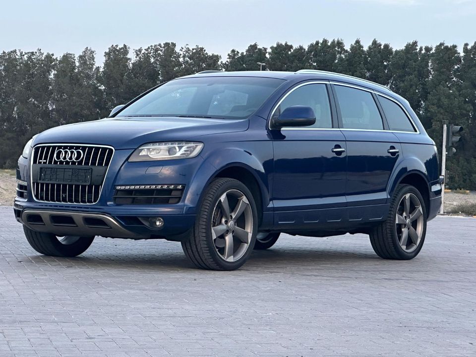 Used Audi Q7 2014 for sale in Dubai - 949942