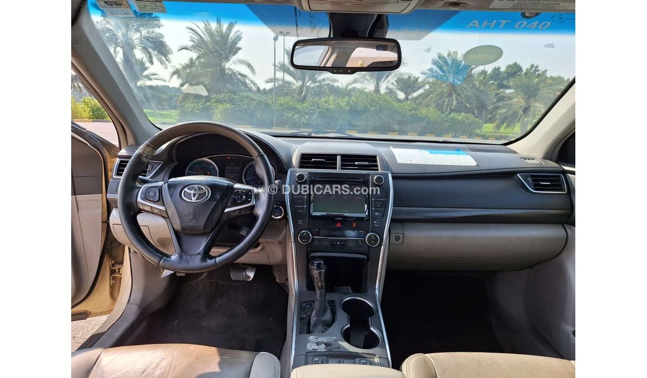 Used Toyota Camry GL 2017 for sale in Sharjah - 665864