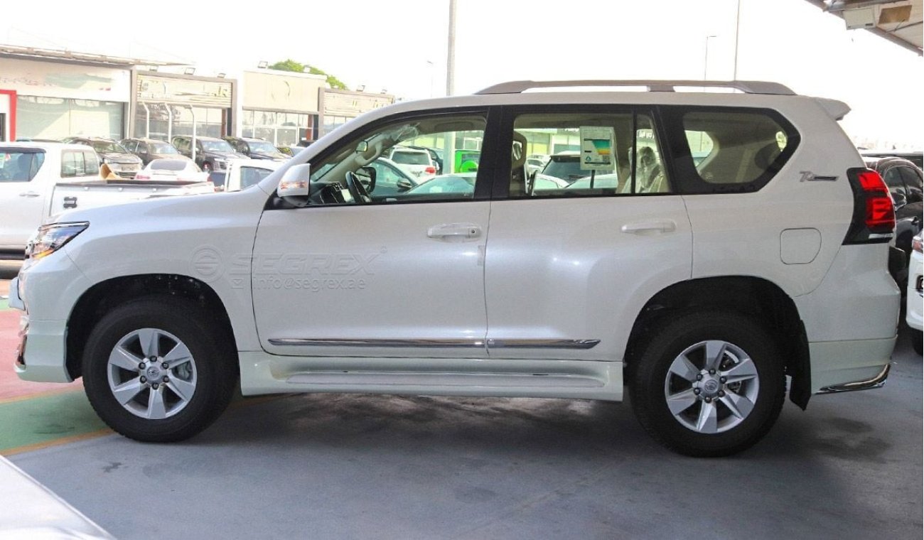 New Model Toyota Prado, 4.0L Petrol, TXL 4WD AT TXL2 2022 for sale in Dubai - 671891