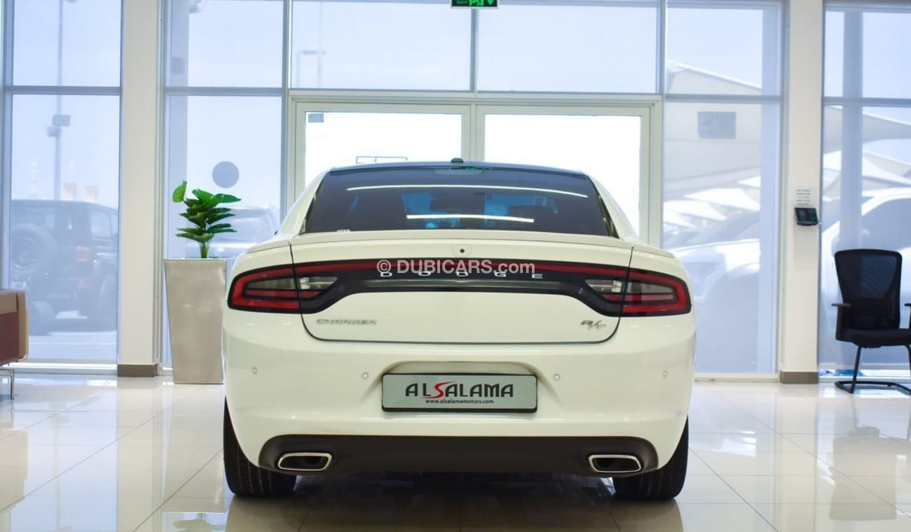Used Dodge Charger 2018 for sale in Dubai - 611398