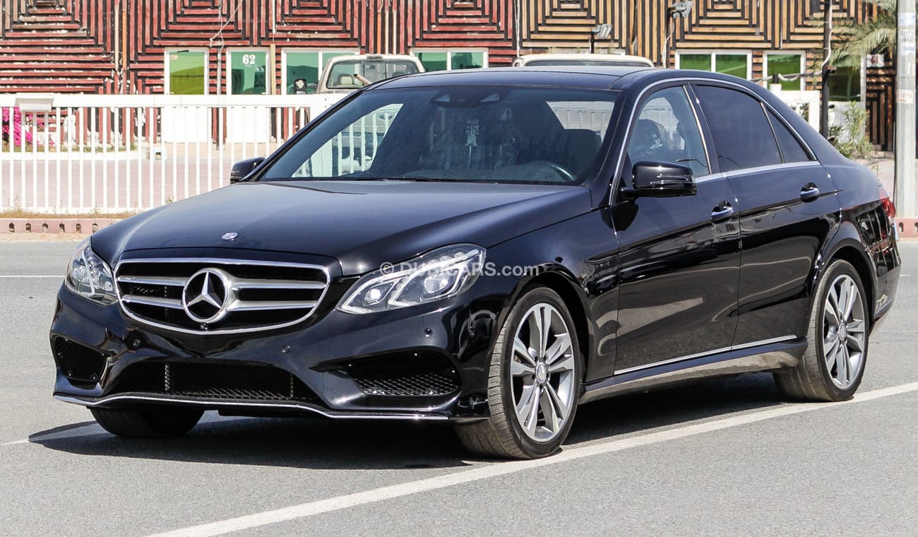 Used Mercedes-Benz E300 4Matic 2015 for sale in Dubai - 309287