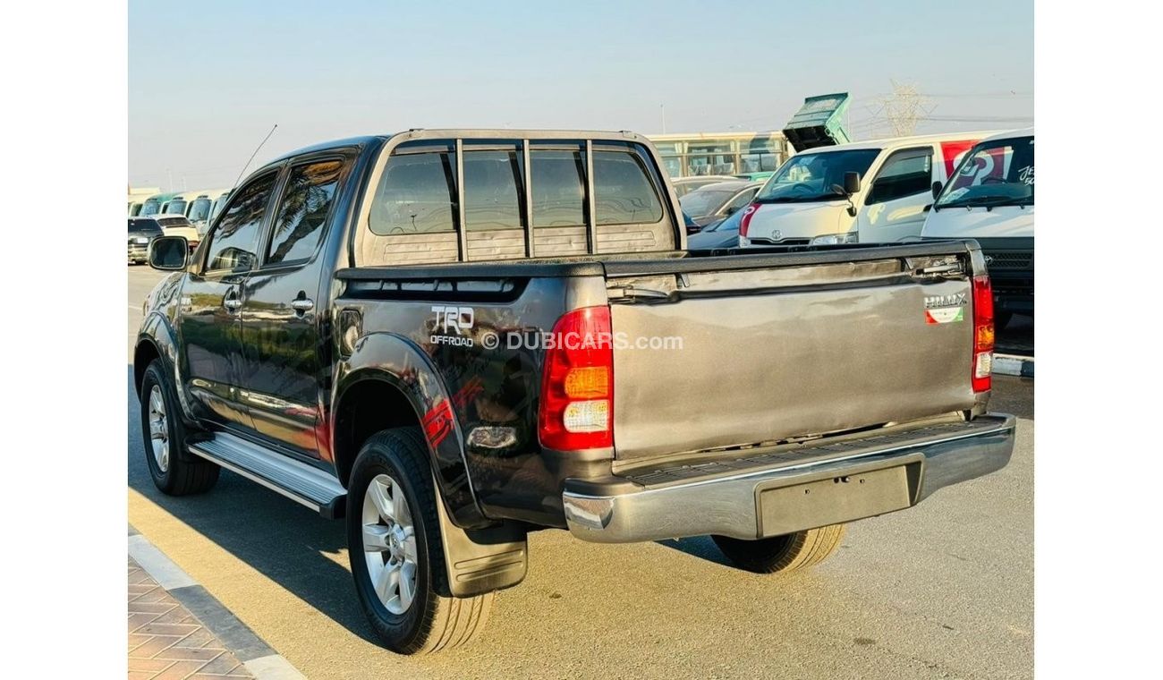 Used Toyota Hilux PREMIUM DARK LEATHER SEAT | 4 X 4 | REAR VIEW CAMERA ...