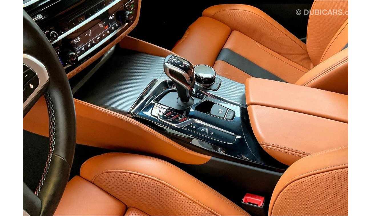 Used BMW M5 Standard 2018 for sale in Dubai - 544693