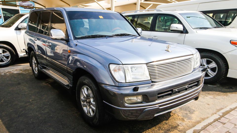 Used Toyota Land Cruiser GXR 2005 for sale in Sharjah - 86959