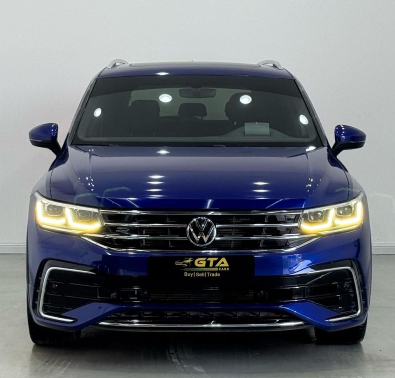 Used R-Line 2.0L 2022 Volkswagen Tiguan R-Line, Agency Warranty, Full ...