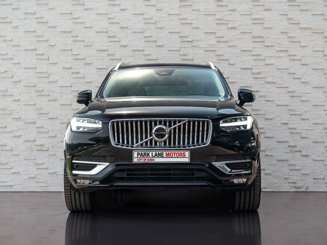 Used Volvo XC90 B5 2.0T 2024 for sale in Dubai - 901113