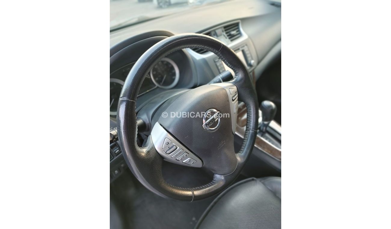 Used Nissan Sentra SL 2015 for sale in Dubai - 692586