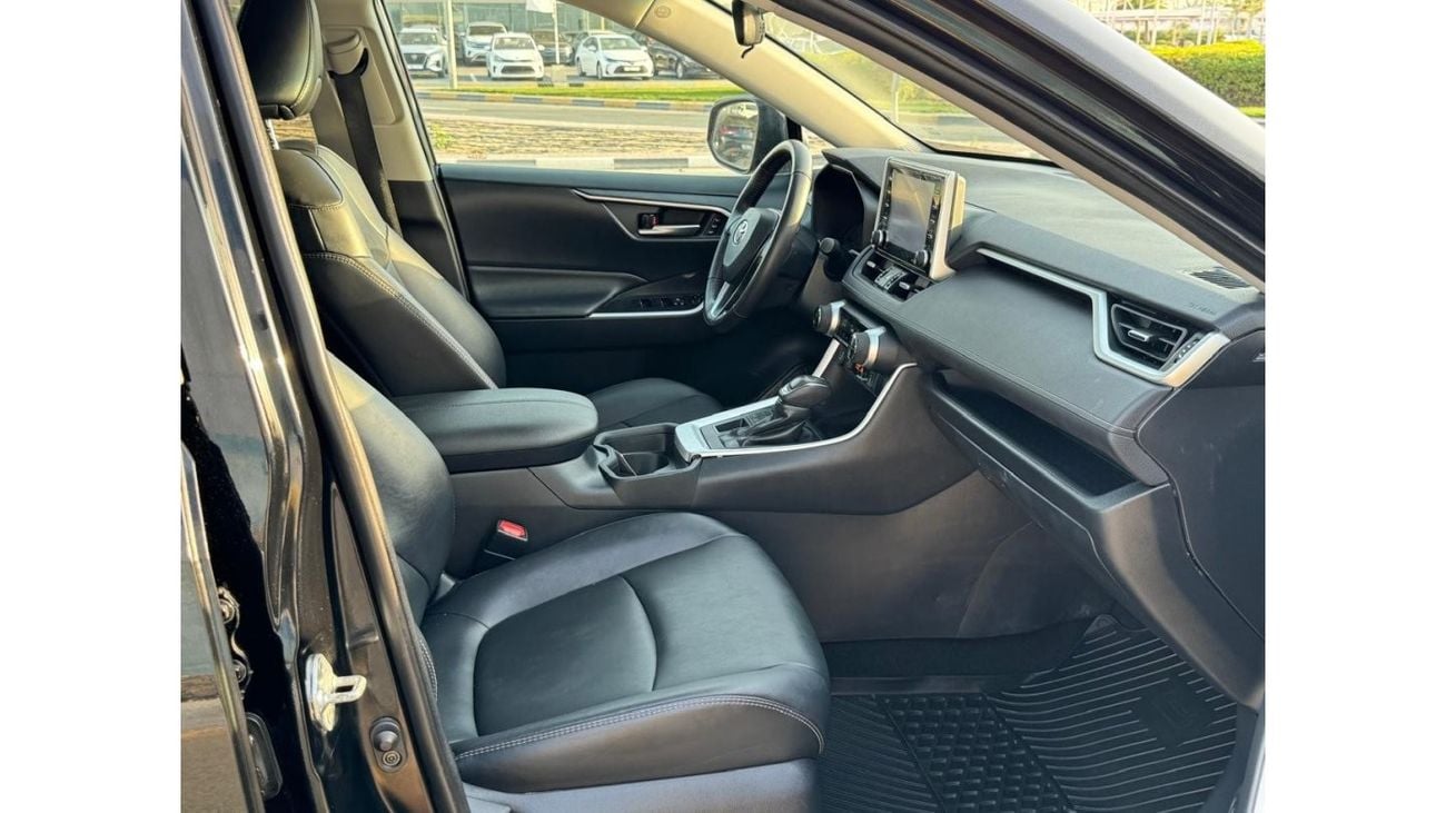 Used Toyota RAV4 2019 XLE PREMIUM AWD FULL OPTION 2019 for sale in ...