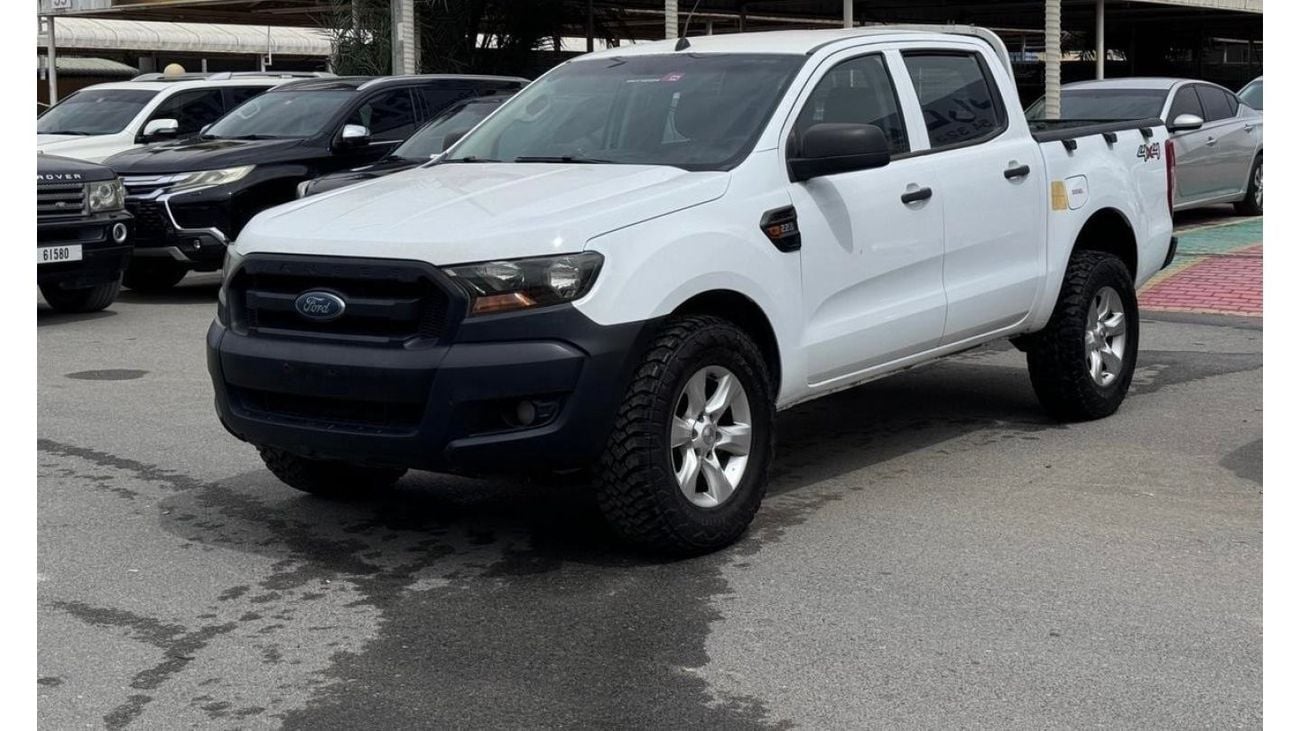 Used Ford Ranger XLT 2017 for sale in Dubai - 726863