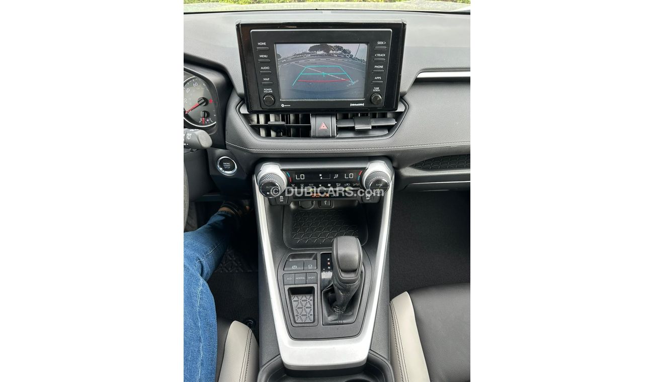Used Toyota RAV4 Rav4 xle 2021 2021 for sale in Dubai - 571584