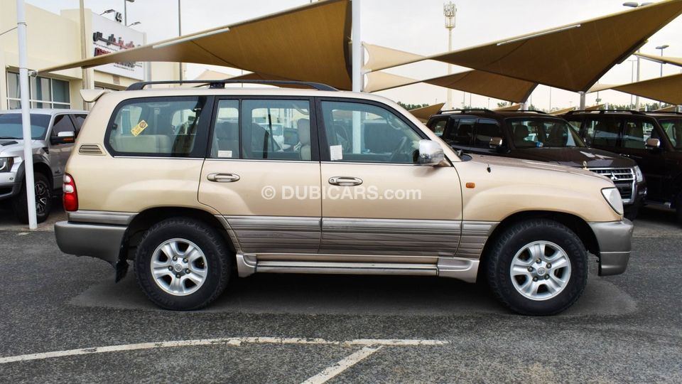 Used Toyota Land Cruiser GXR. V6 2005 for sale in Dubai - 599485