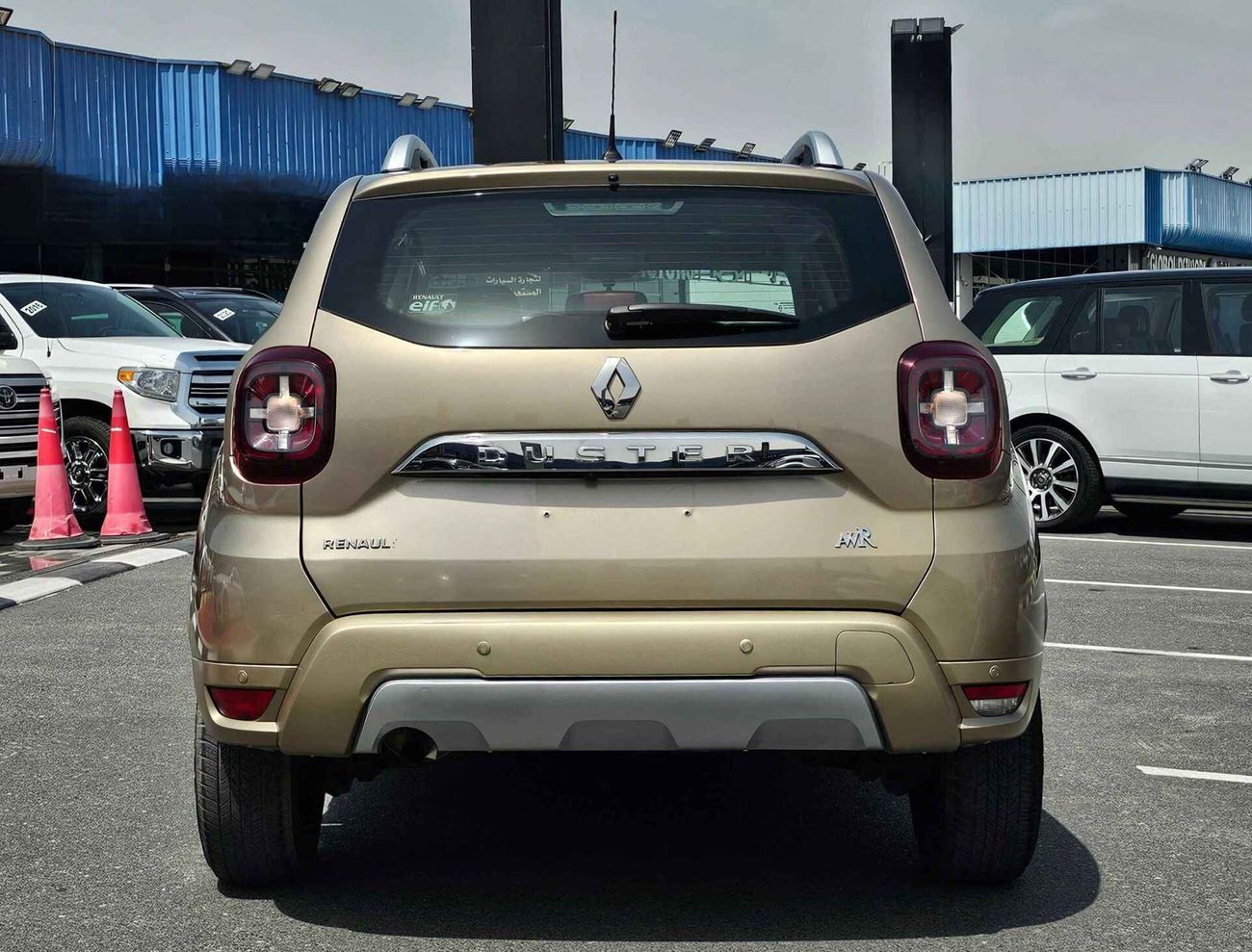 Used Renault Duster / LEATHER SEATS/ ALLOY RIMS/ SAME COLOR BODY/ LOW ...