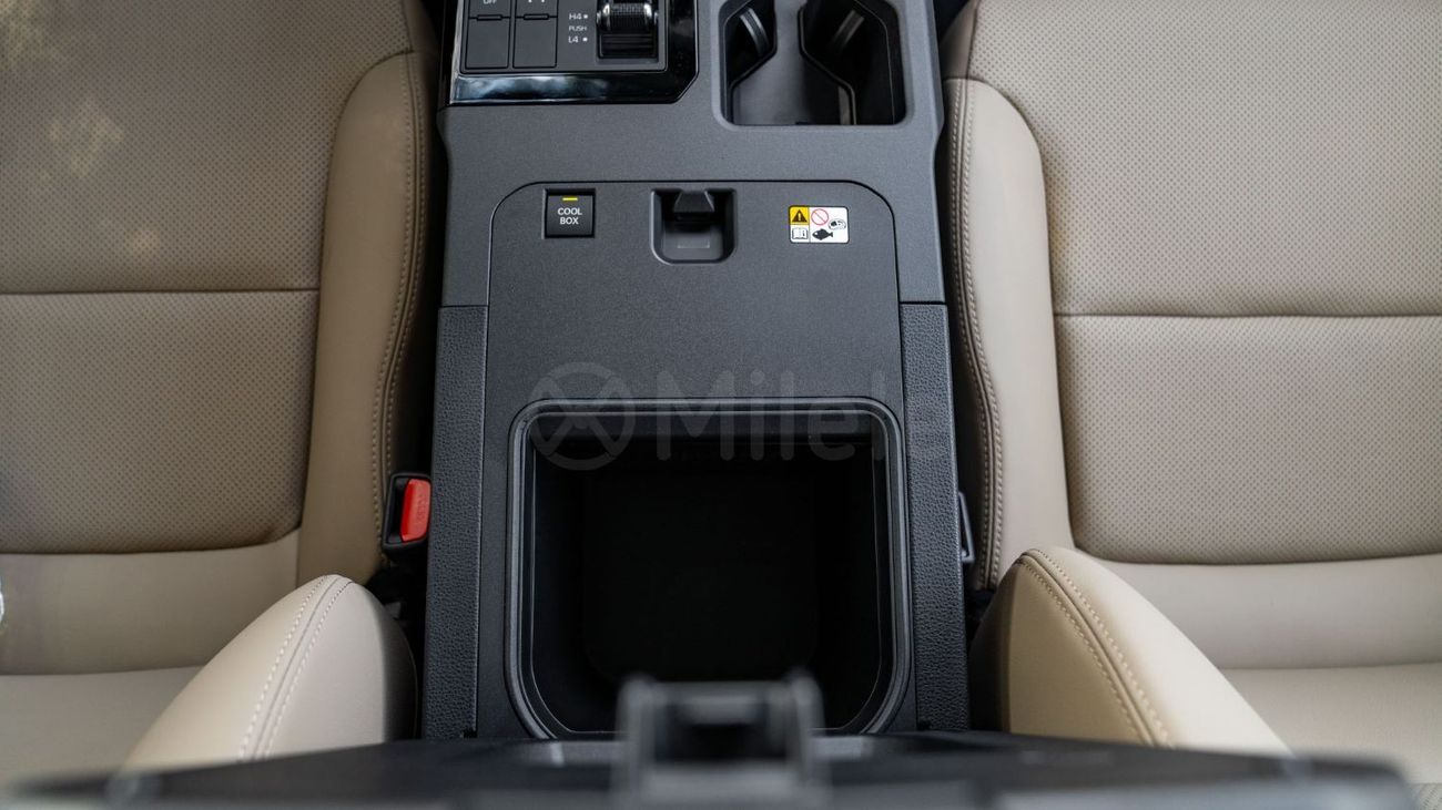 New Toyota Prado 250 WX ALL ROUNDER-G 2.4L PETROL - WHITE: REAR CAM ...