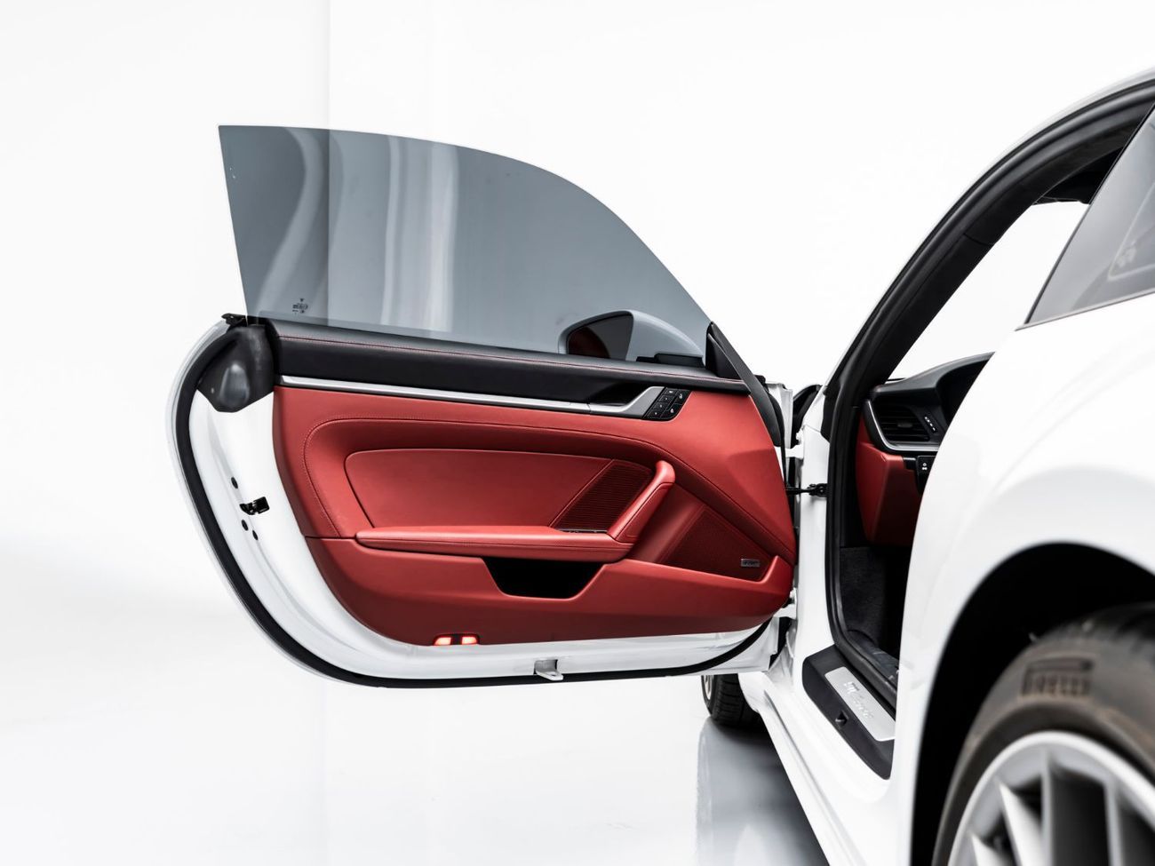 Used 2025 Porsche 911 Carrera, October 2026 Porsche Warranty, Low KMs, GCC 2025 for sale in ...