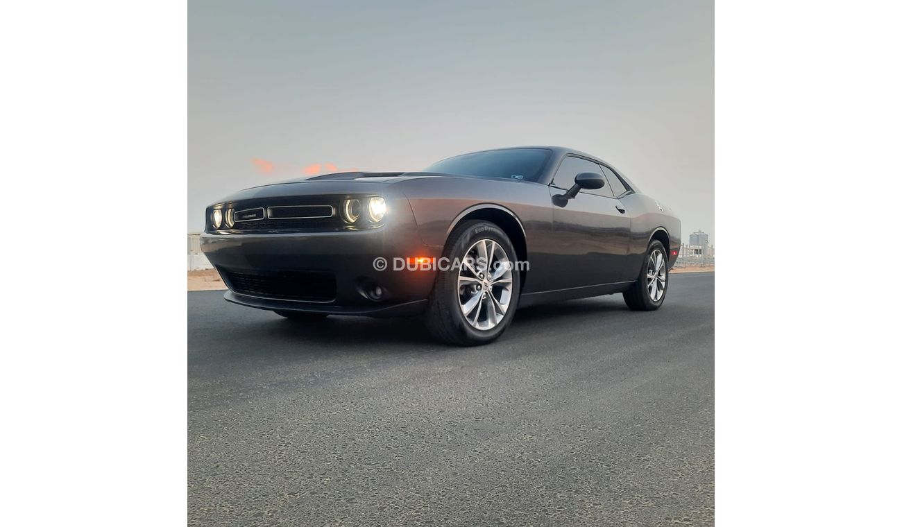 Used SXT Plus 2020 DODGE CHALLENGER SXT 2020 for sale in Dubai - 675443