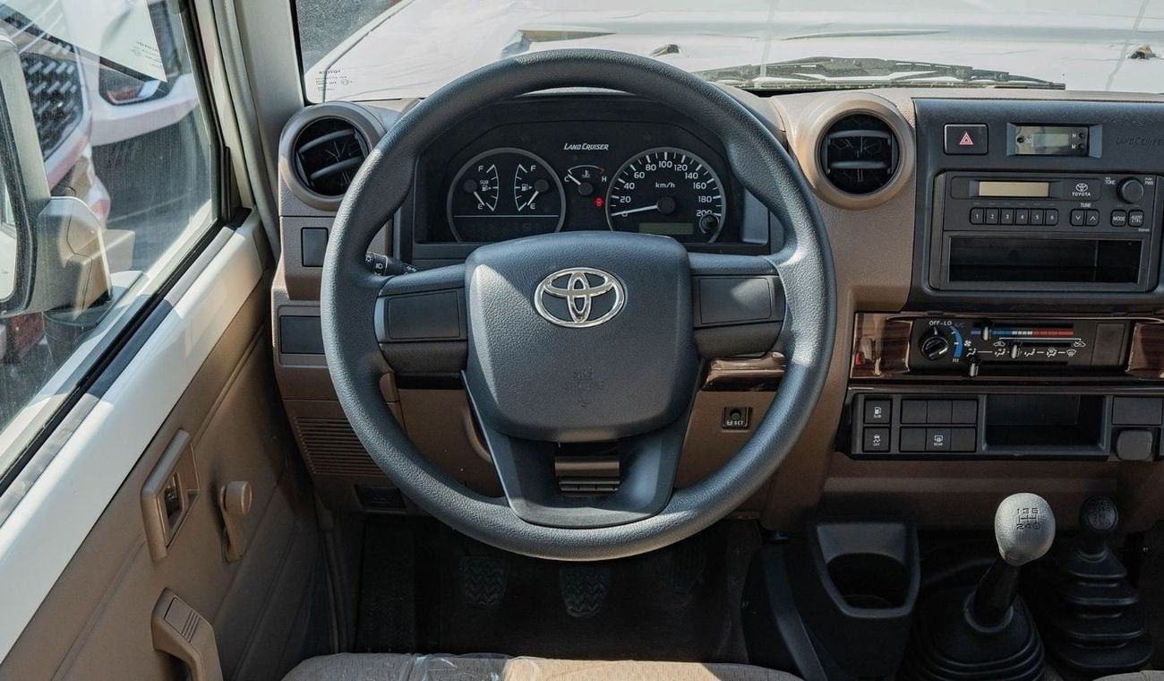 New Toyota Land Cruiser 70 2025 Toyota Land Cruiser LC 78 V6 4.0L MT ...