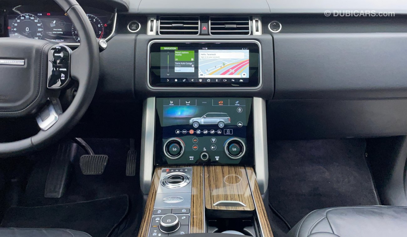Used Land Rover Range Rover VOUGE 3000 2018 for sale in Dubai - 472749